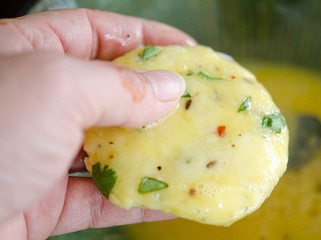 Pakistani Potato Cakes