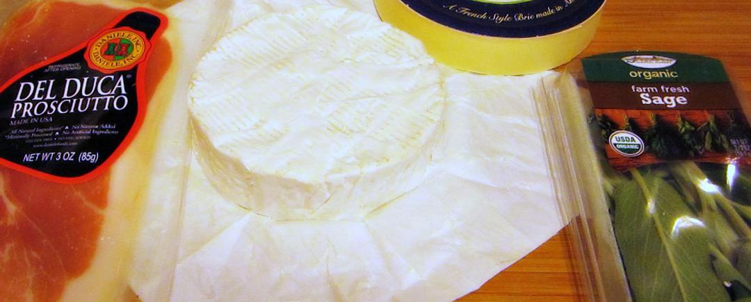 Baked Brie with Sage and Prosciutto