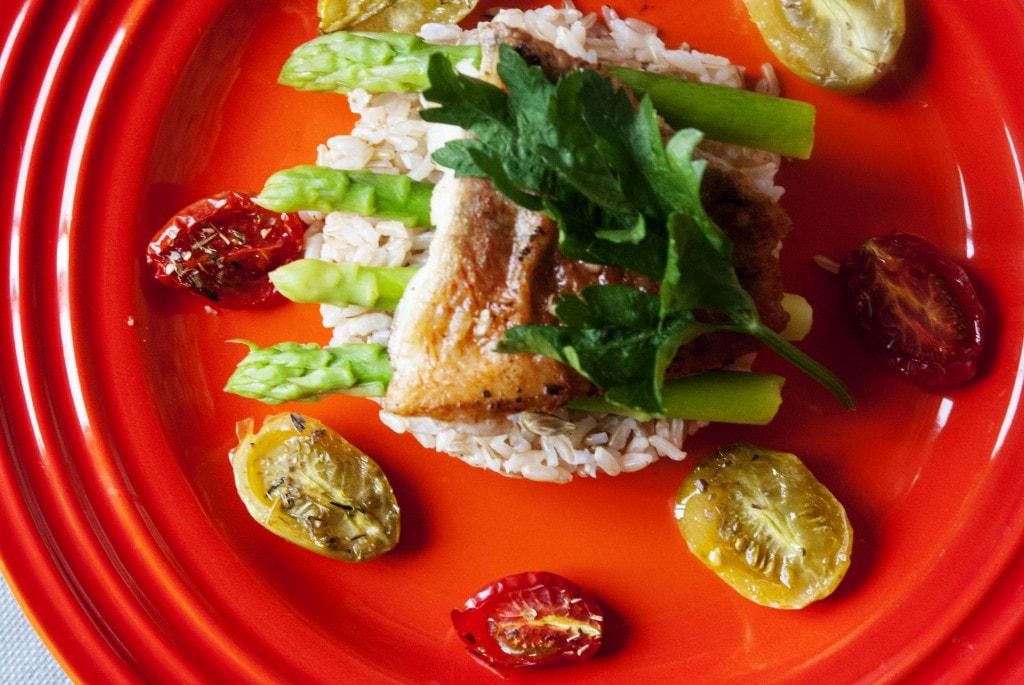 Pan-fried Red Snapper Fillet with Asparagus and Confit Tomatoes