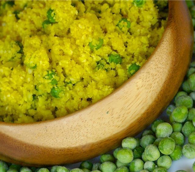 Lemon and Sweet Pea Cauliflower Rice